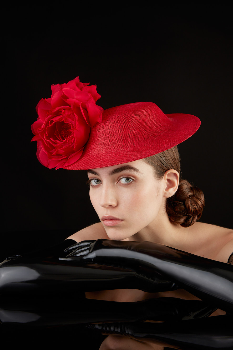 OC 738 Philip Treacy London OC 738 Philip Treacy London